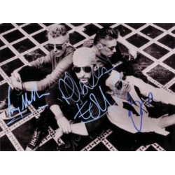 U2 Autograph