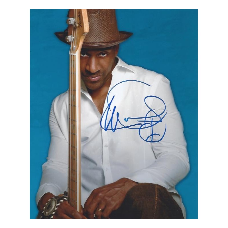 Marcus MILLER Autograph