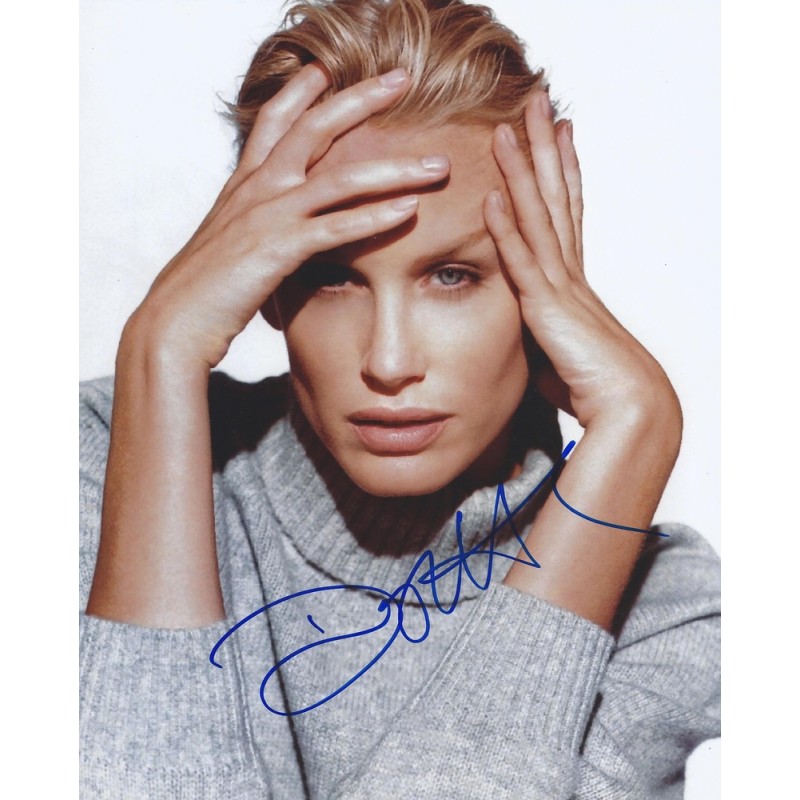 Daryl HANNAH Autograph