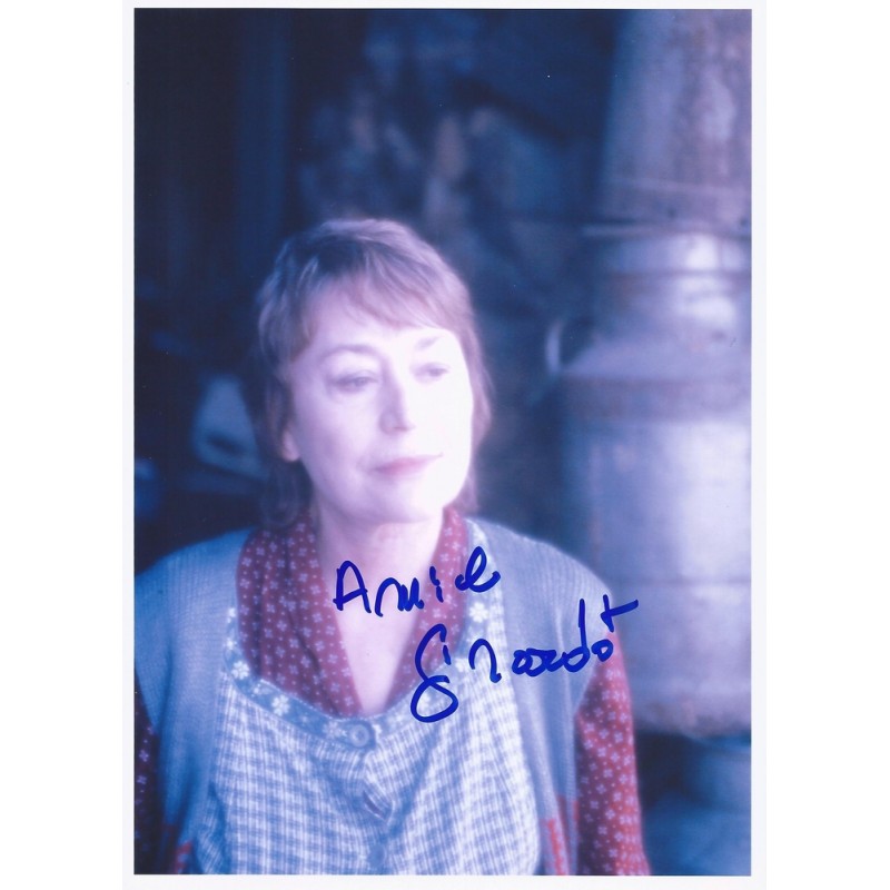 Annie GIRARDOT Autograph