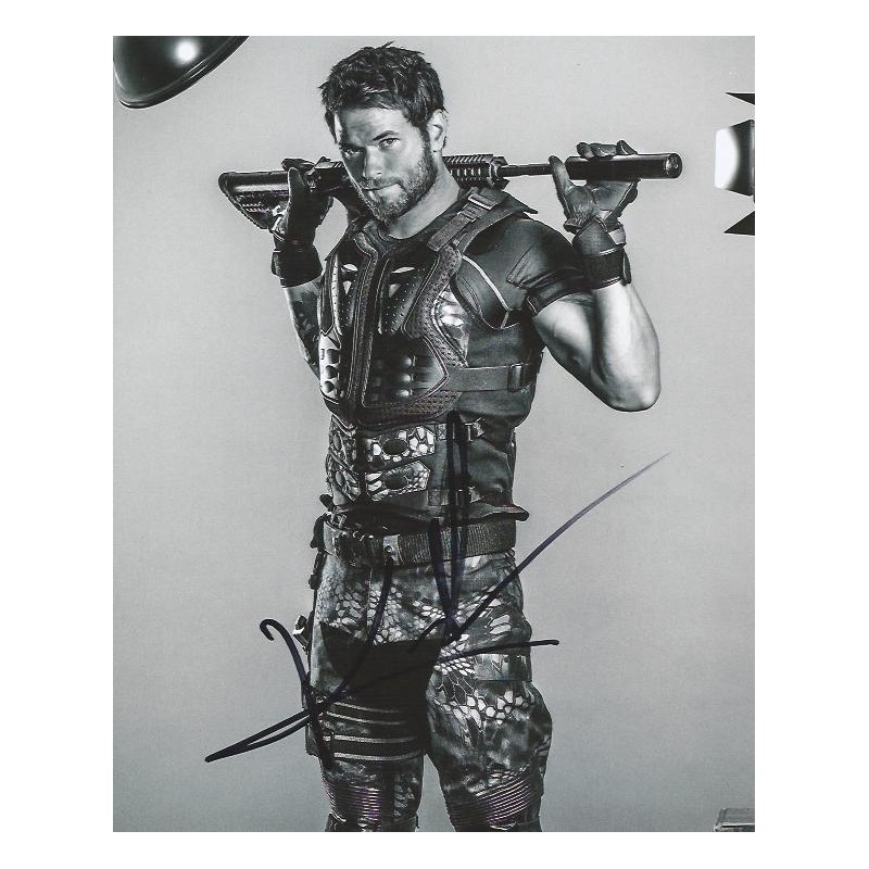 Kellan LUTZ Autograph