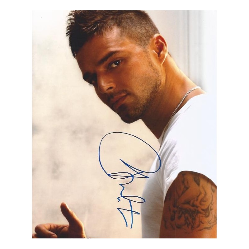 Ricky MARTIN Autograph