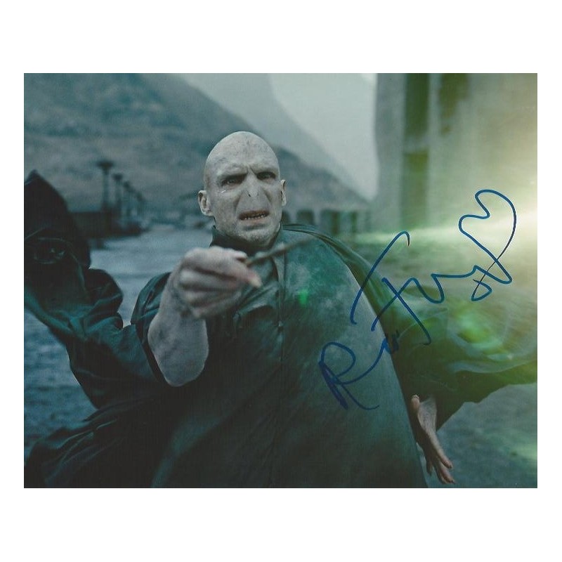 Ralph FIENNES Autograph