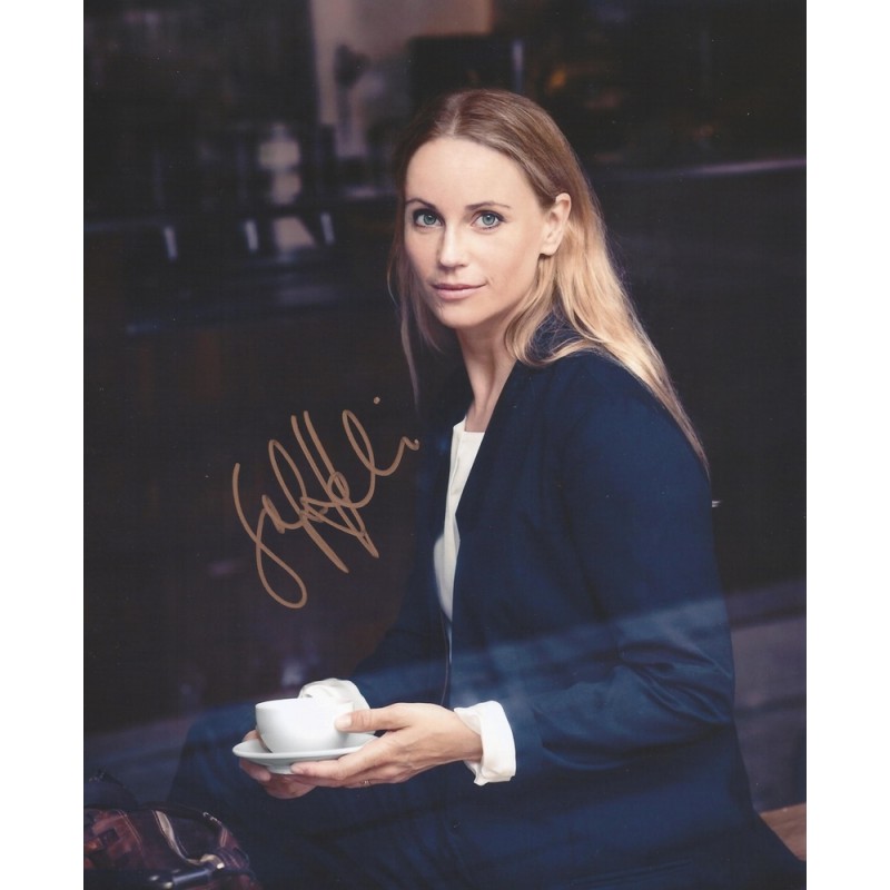 Sofia HELIN Autograph