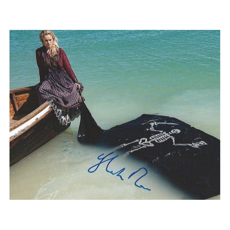 Hannah NEW Autograph
