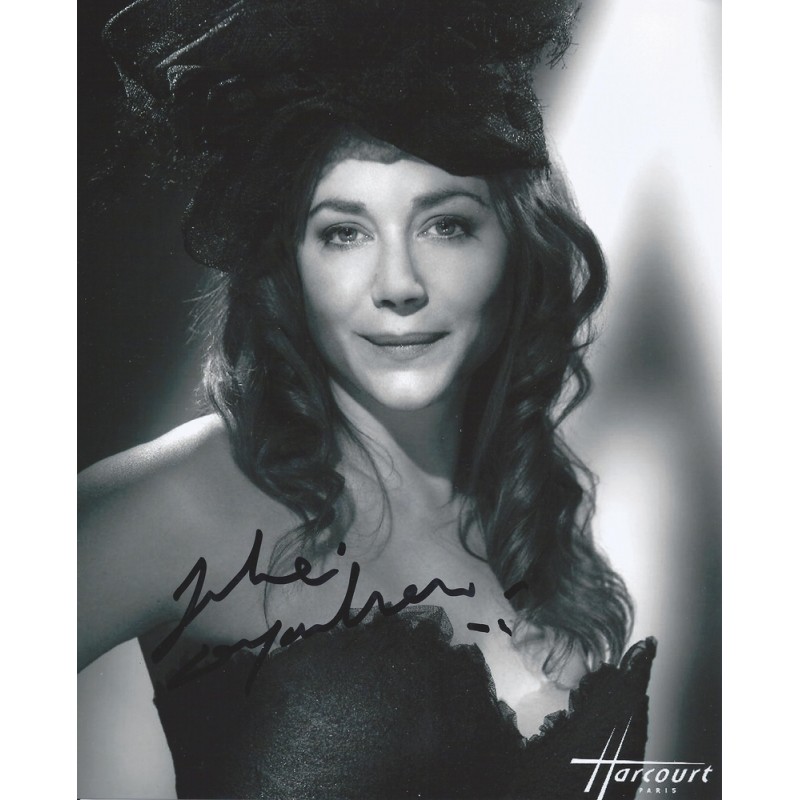 Julie DEPARDIEU Autograph