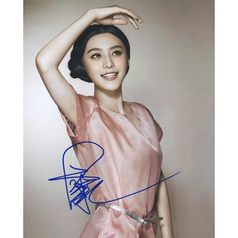 Fan BINGBING Autograph