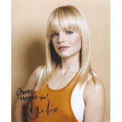 Mena SUVARI Autograph