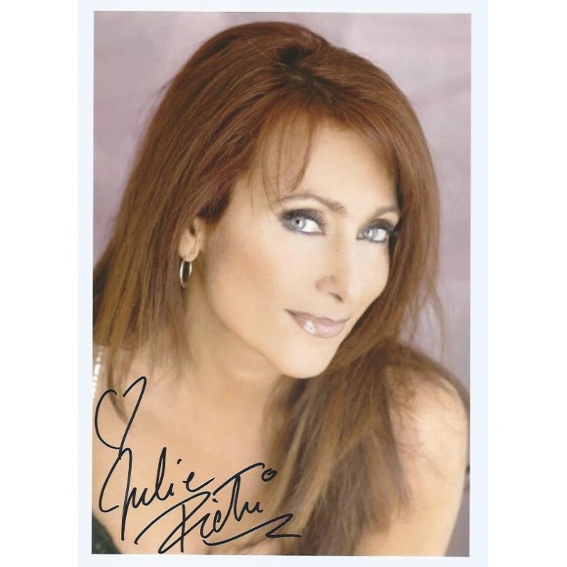 Julie PIETRI Autograph