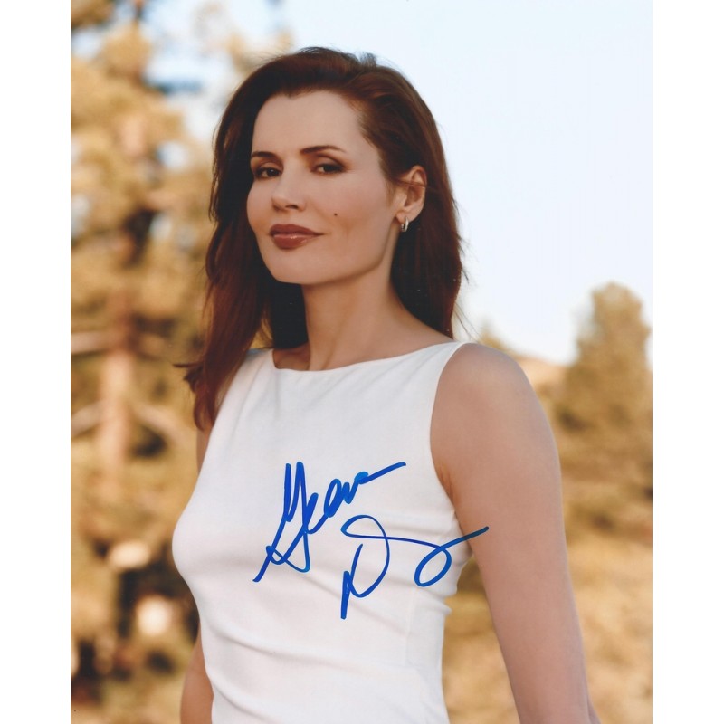 Geena DAVIS Autograph