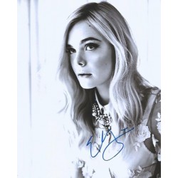 Elle FANNING Autograph