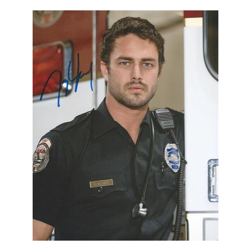 Taylor KINNEY Autograph