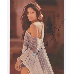 Freida PINTO Autograph