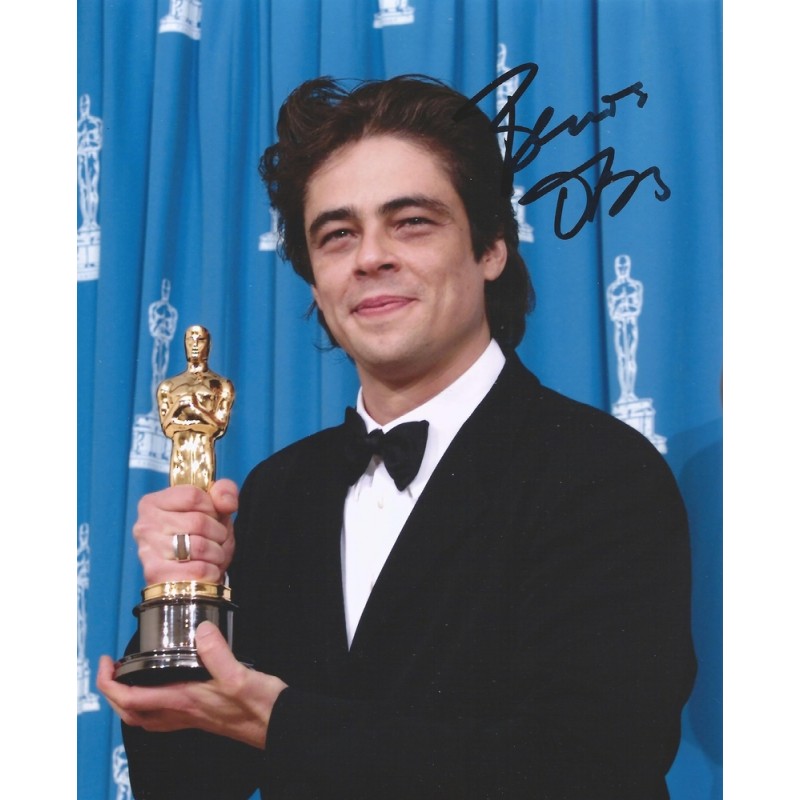 Benicio DEL TORO Autograph