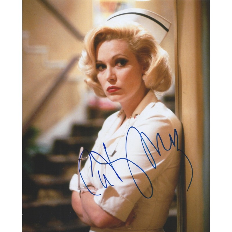 Cathy MORIARTY Autograph