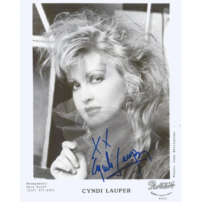 Cyndi LAUPER Autograph