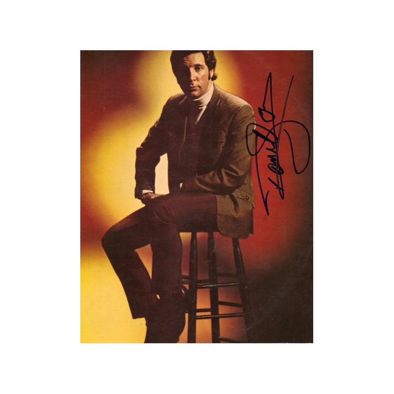 Tom JONES Autograph
