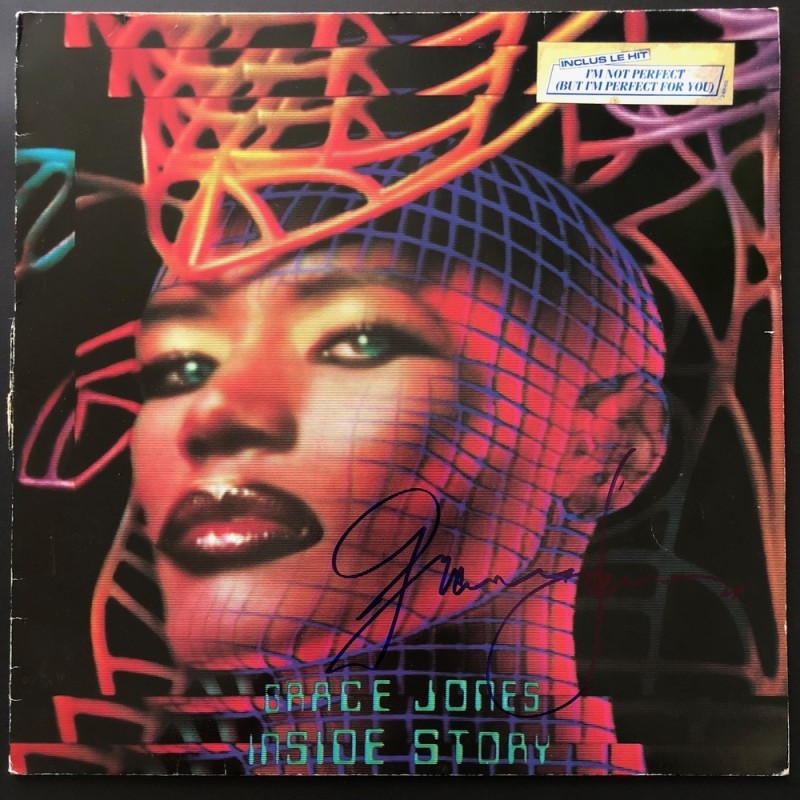 Grace JONES Autograph