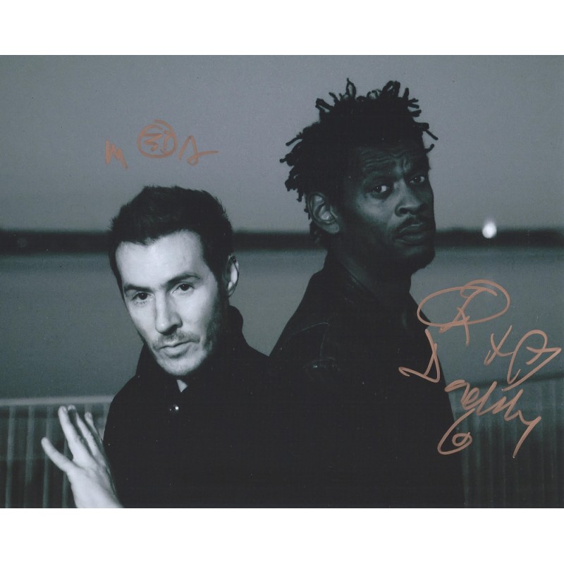 MASSIVE ATTACK Autograph