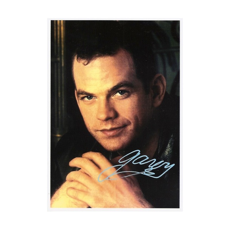 GAROU Autograph