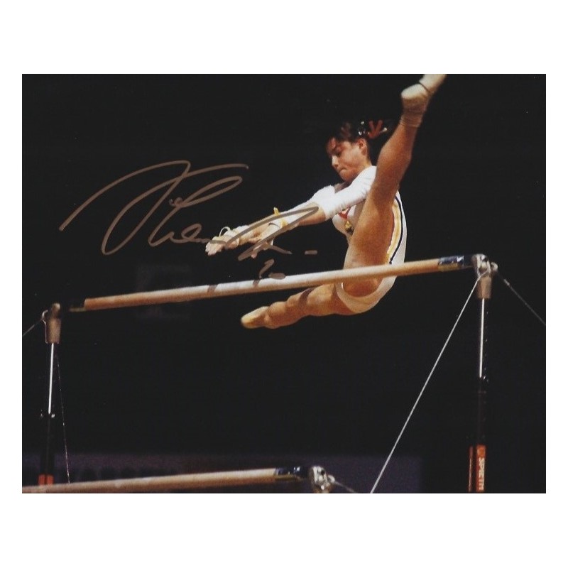 Nadia COMANECI Autograph Nadia COMANECI Autograph