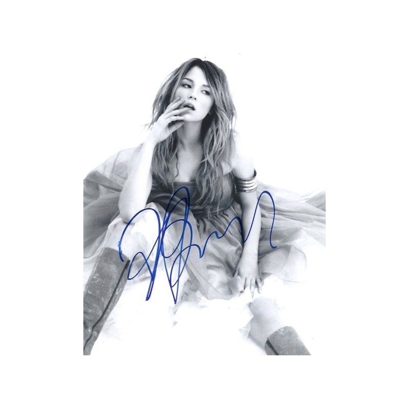 Haley BENNETT Autograph
