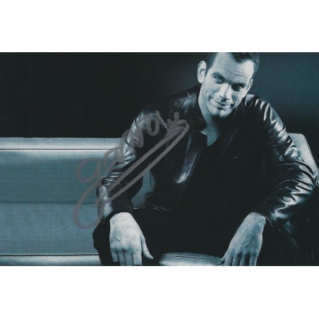 GAROU Autograph