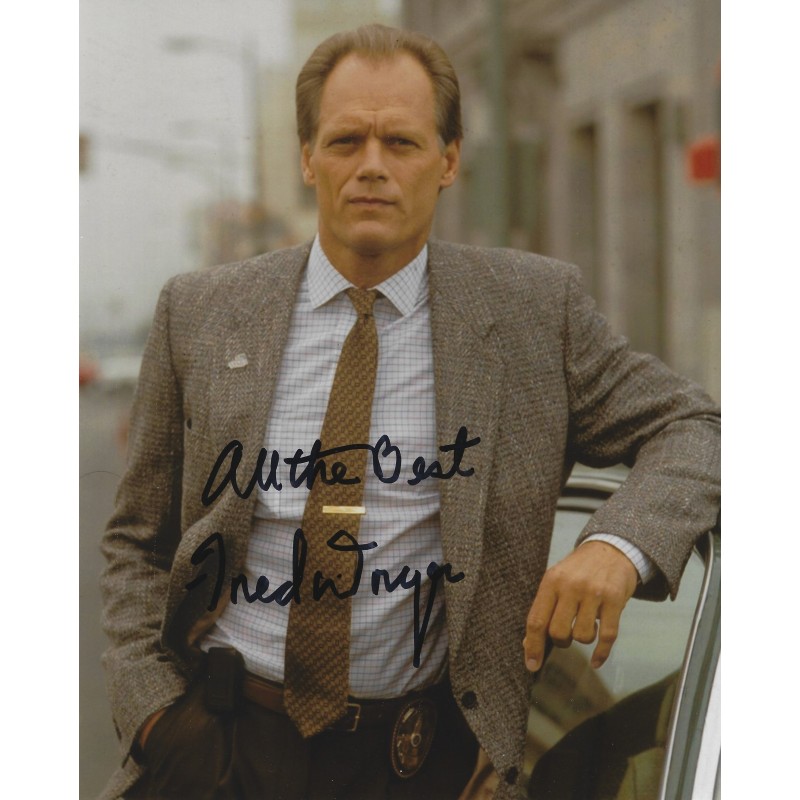 Fred DRYER Autograph