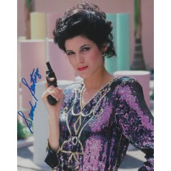 Saundra SANTIAGO autograph