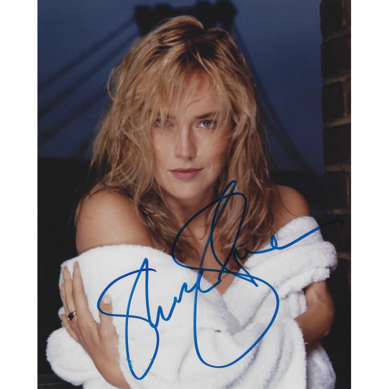 Sharon STONE autograph