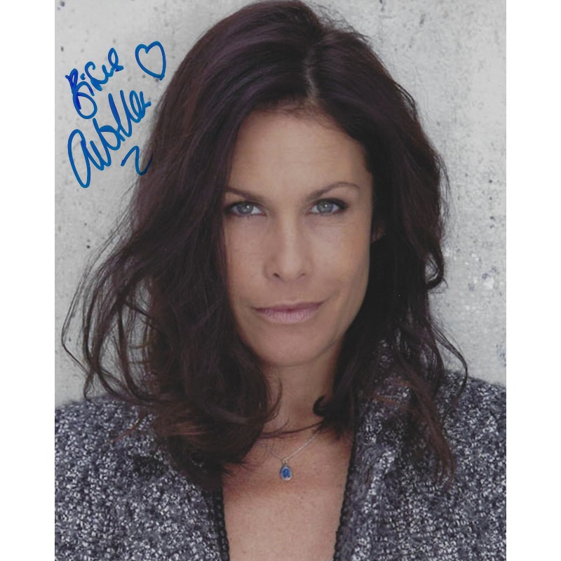 Astrid VEILLON autograph