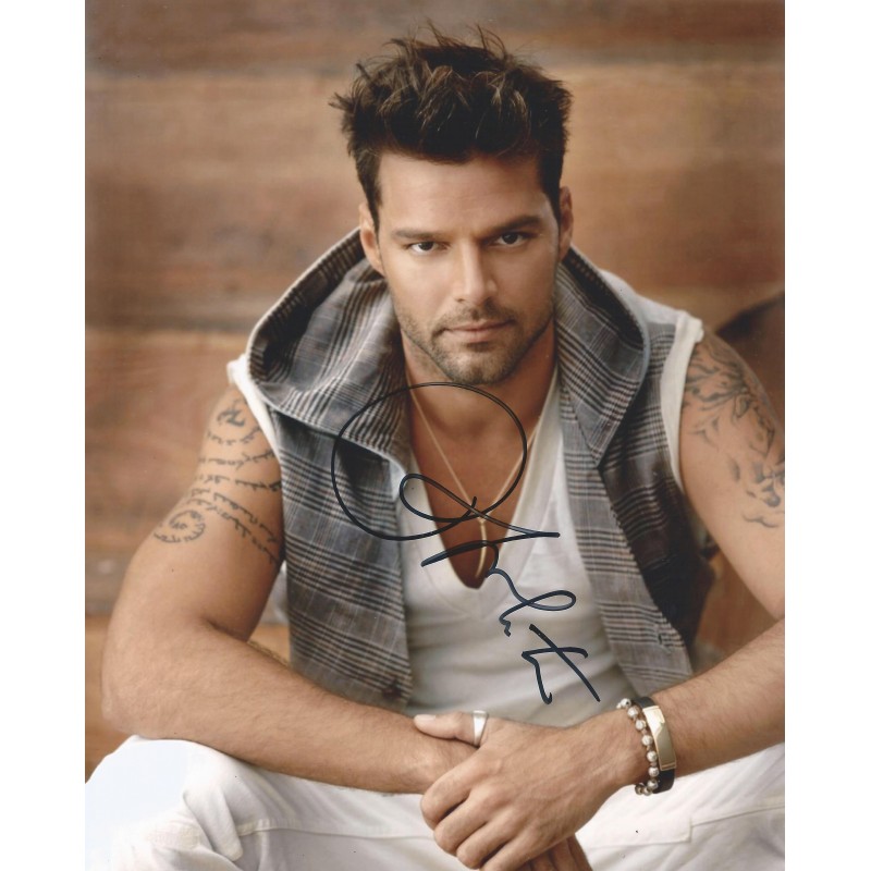 Ricky MARTIN autograph