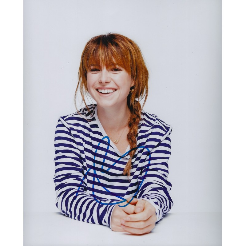 Jessie BUCKLEY autograph