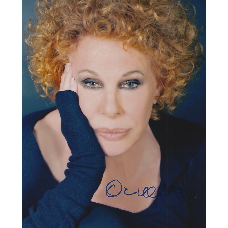 Ornella VANONI autograph