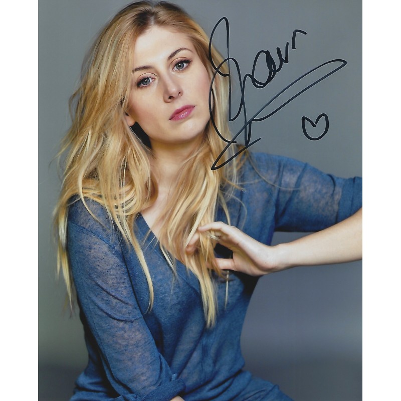 Laura LAUNE autograph