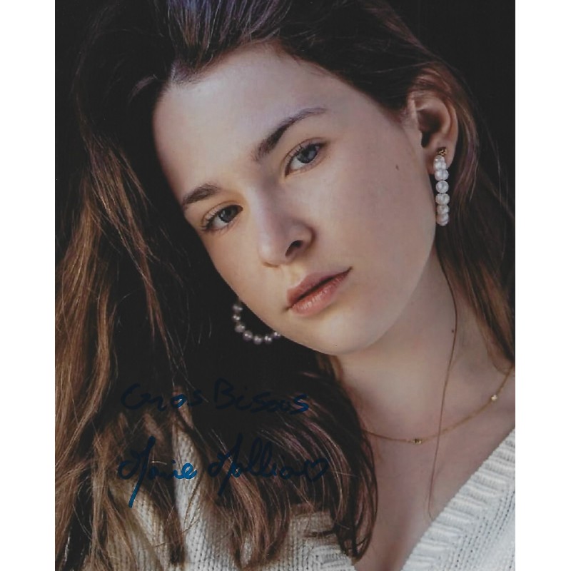 Marie MALLIA autograph