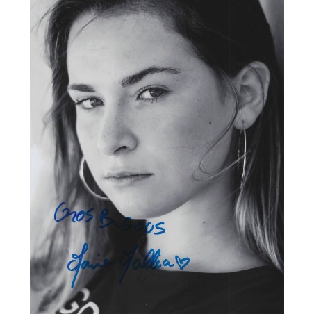 Marie MALLIA autograph