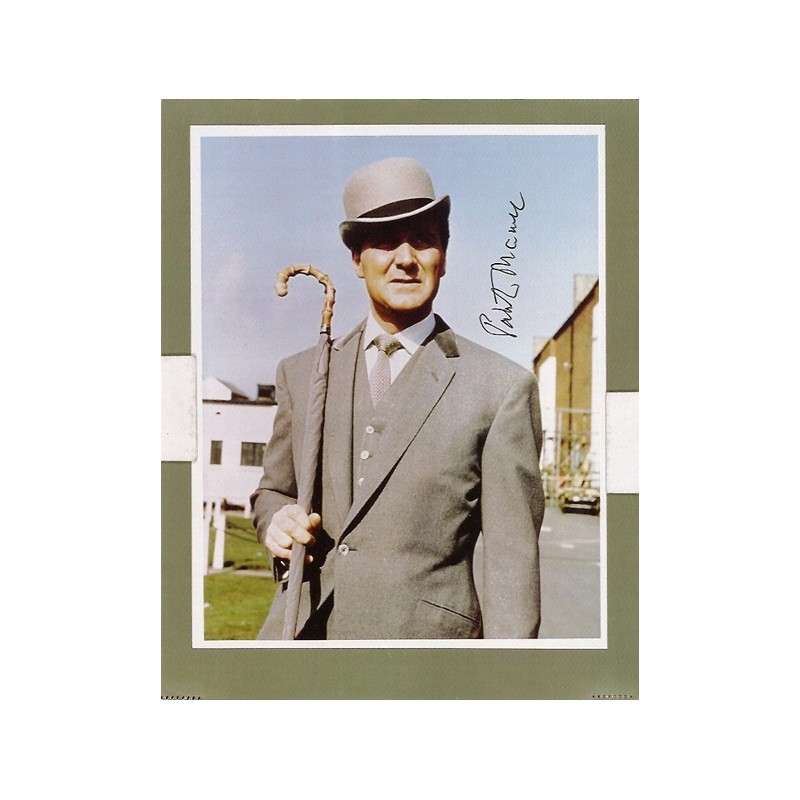 Patrick MACNEE Autograph