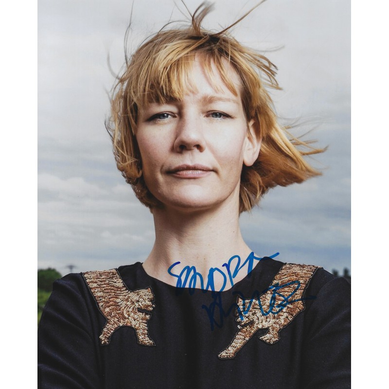 Sandra HULLER autograph