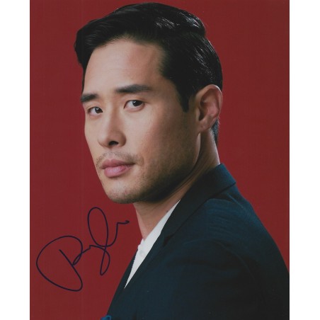 Raymond LEE autograph