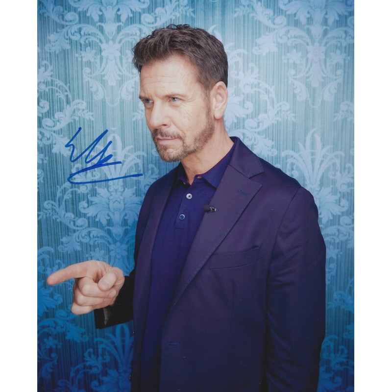 Lloyd OWEN autograph