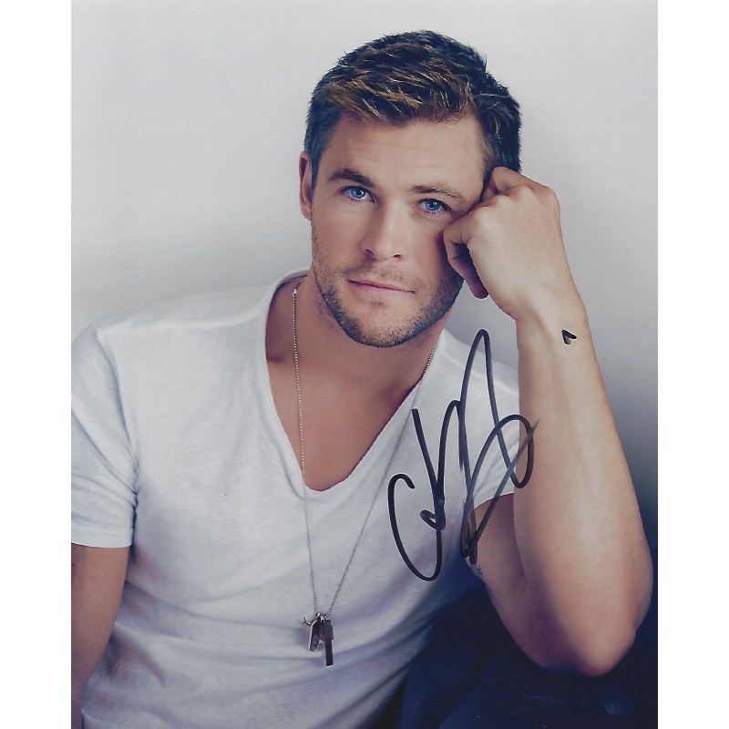 Chris HEMSWORTH autograph