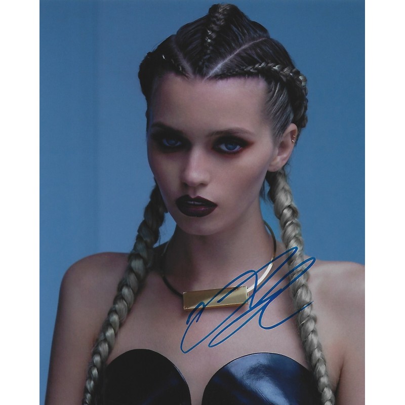 Abbey LEE autograph
