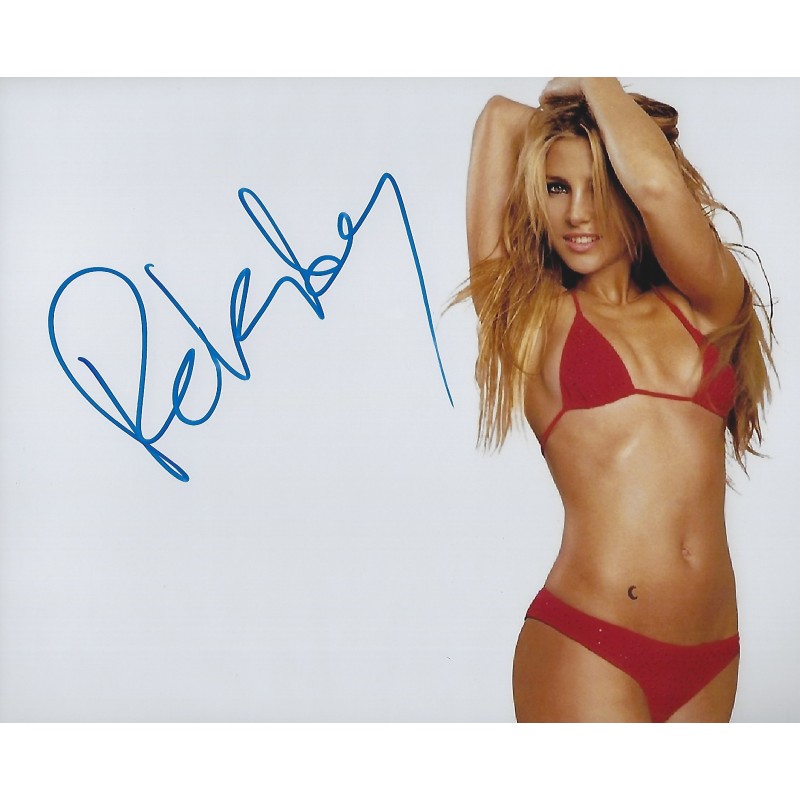 Elsa PATAKY autograph