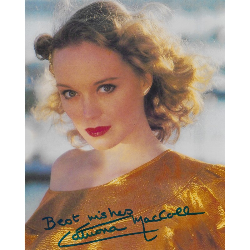 Catriona MACCOLL autograph