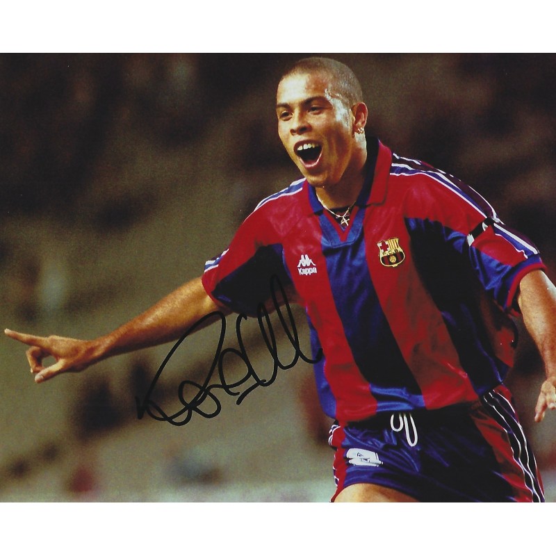RONALDO autograph