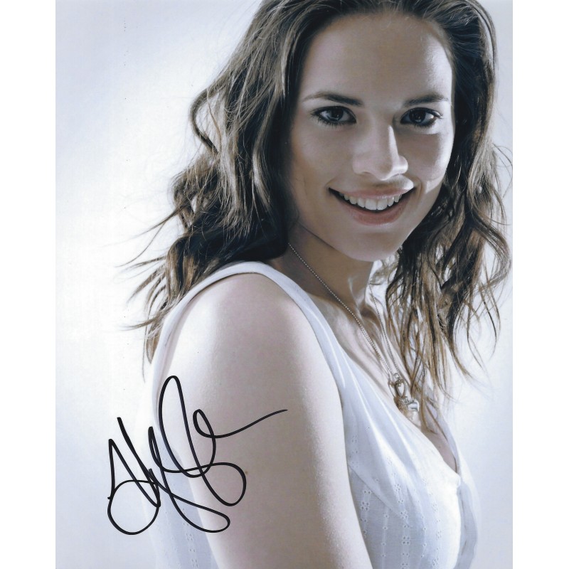 Hayley ATWELL autograph
