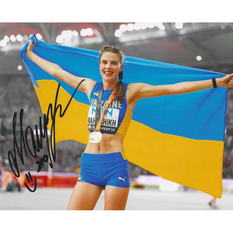 Yaroslava MAHUCHIKH autograph
