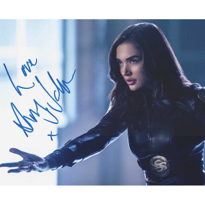 Amy JACKSON autograph