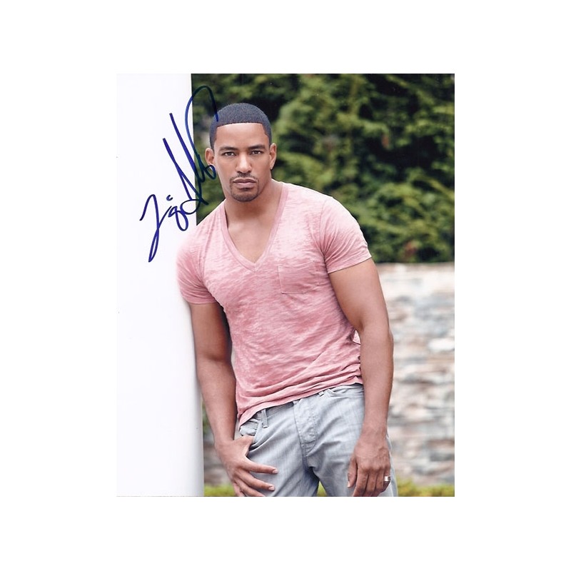 Laz ALONSO Autograph